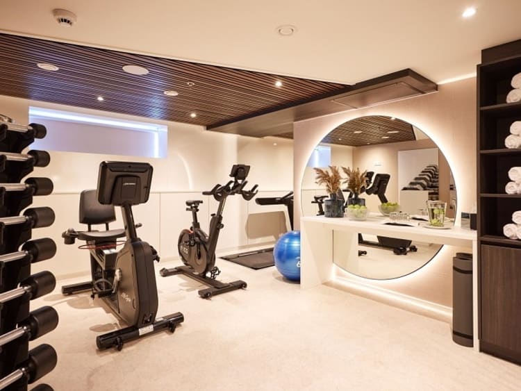 Amadeus Riva river cruises, deck plan and ship reviews