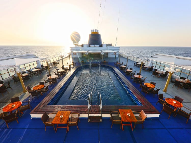 MS Hamburg Kreuzfahrten, Deckplan und Schiffsbewertungen