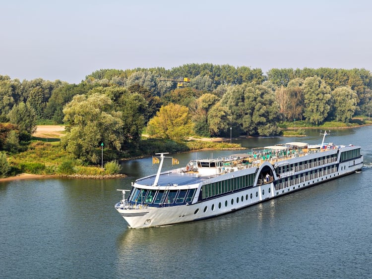 Dutch Cruise Line Kreuzfahrten - Flusskreuzfahrten günstig buchen