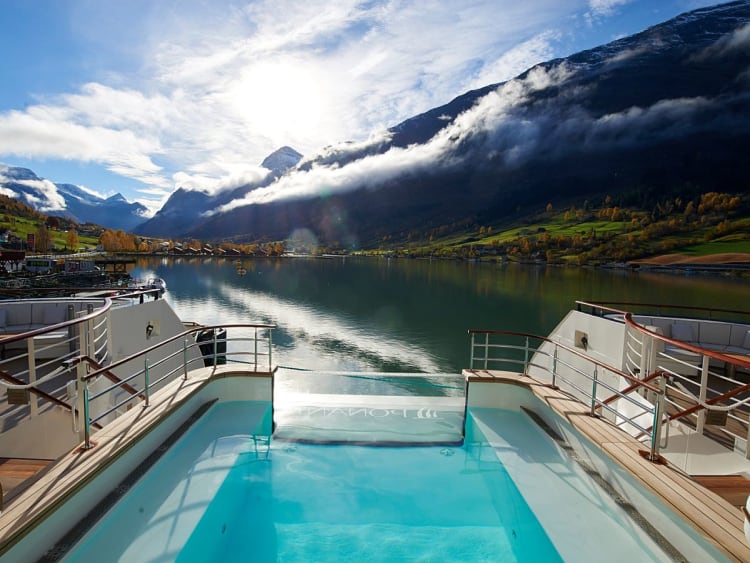 Cruise met Le Champlain | Zeetours Cruises