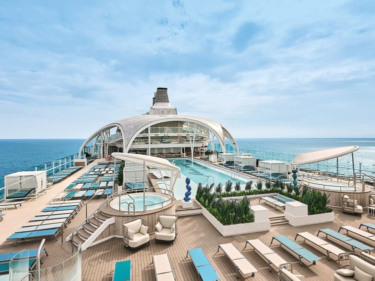 Mediterráneo occidental Crucero con Mein Schiff Relax de la compañía ...