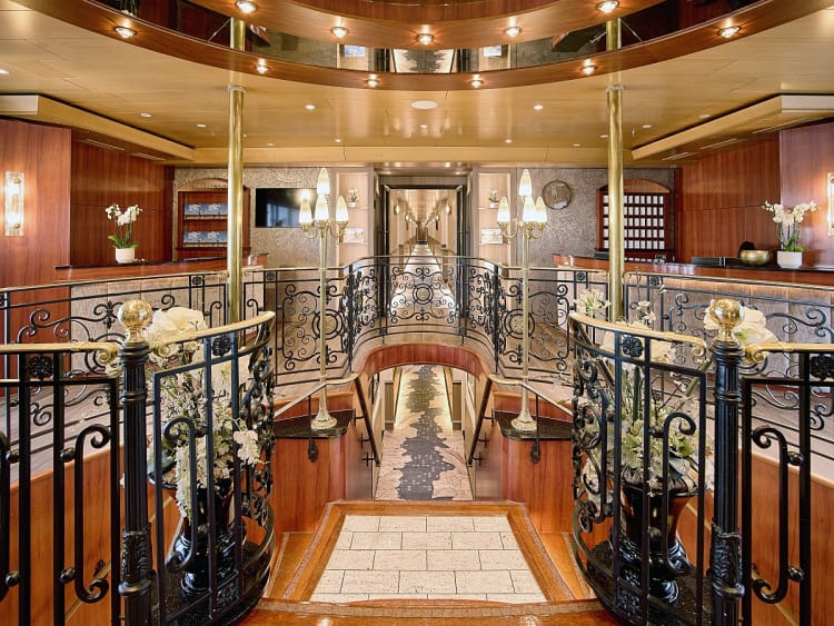 Elbe croisière 125393 – croisière Scylla AG avec le VIVA RUBY de ...