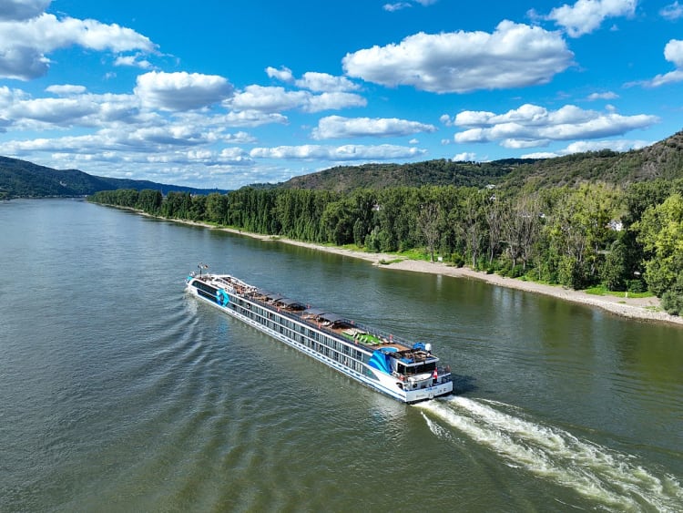 VIVA ONE Cruise | Zeetours Cruises