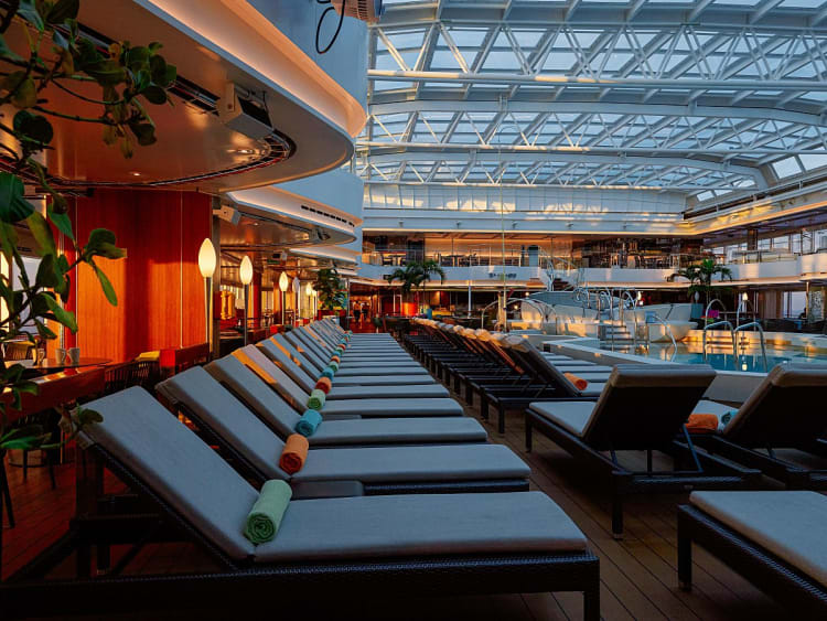 Nieuw Statendam Kreuzfahrten, Deckplan und Schiffsbewertungen