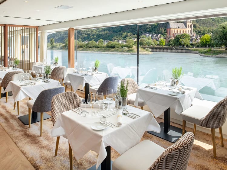 STARLING FLEET Cruises - rivier cruises bij Cruise Travel