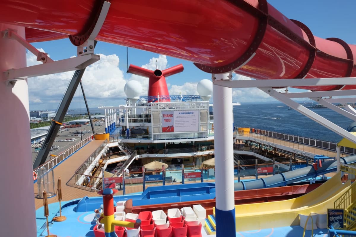 ファンシップ！カーニバルパノラマ完全ガイド：船内ツアーでクルーズの魅力を再確認！船内写真多数掲載 | Cruisemans