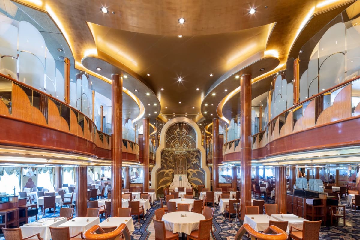 14年越しの新造船、客船クイーン・アン。ヘルシーさと上質な魅力を兼ね備えた新時代のクルーズを実現 | Cruisemans