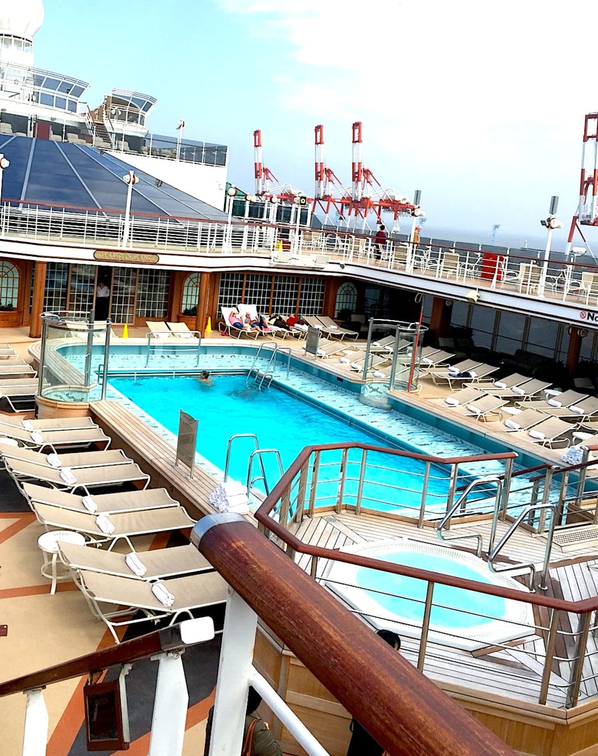 クルーズ旅行で楽しむ究極の運動＆フィットネスガイド - 初心者から中級者まで必見！ | Cruisemans