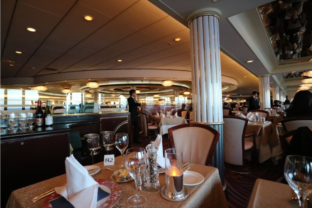 飛鳥II：A-style乗船記(10)2日目夕食フレンチ｜吉野建スペシャルディナー | Cruisemans