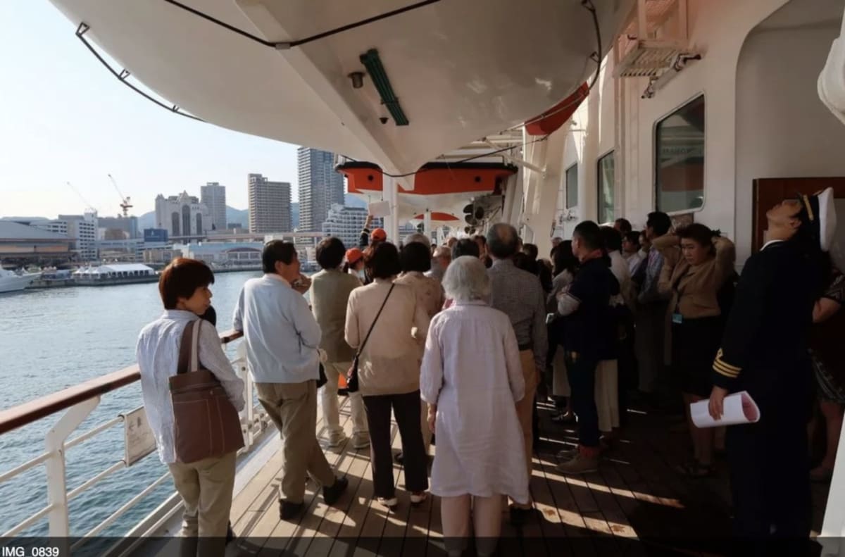 飛鳥II：GW神戸・紀州クルーズ乗船記(4)ボートドリル｜セイルアウェイパーティー | Cruisemans