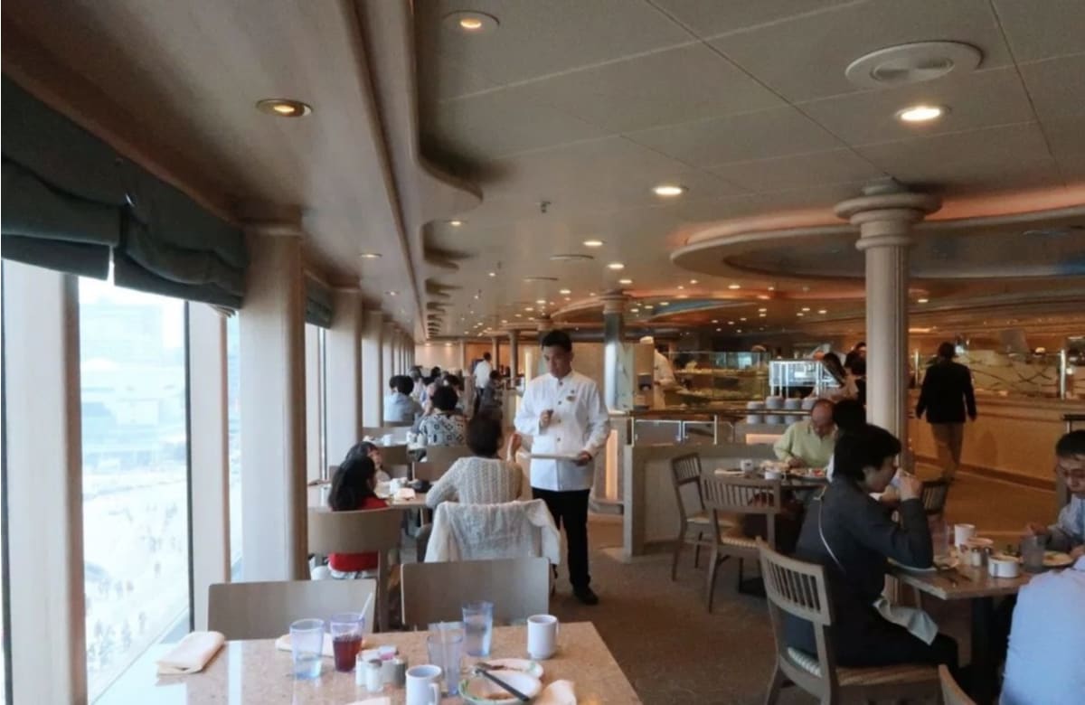 ダイヤモンド・プリンセス乗船記(3):海側バルコニー客室｜ベッド・浴室・クローゼットなど | Cruisemans