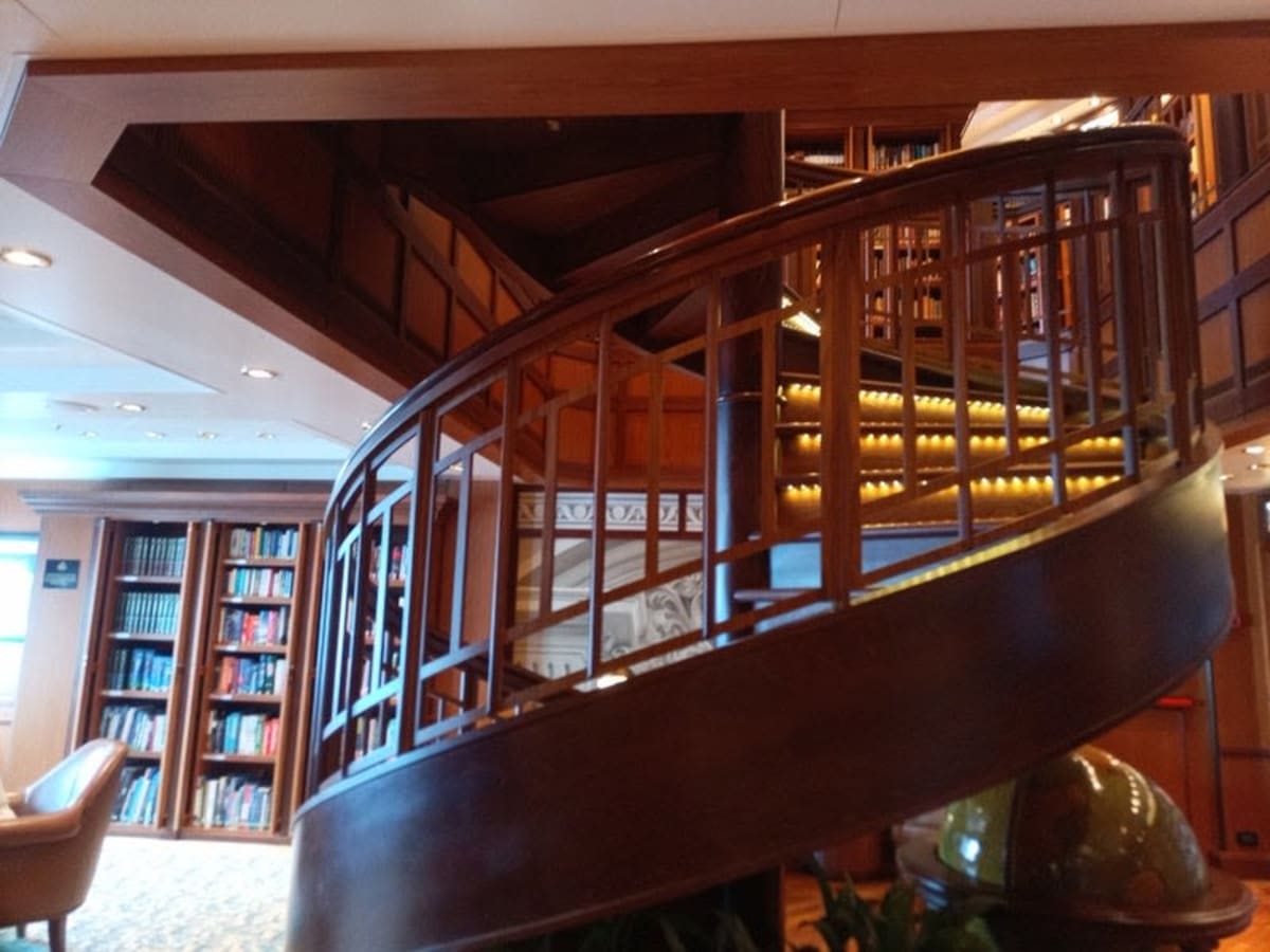 クイーンエリザベス乗船記2 | Cruisemans