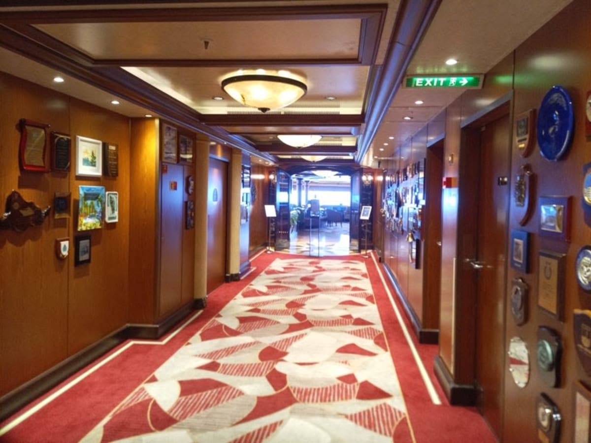 クイーンエリザベス乗船記2 | Cruisemans