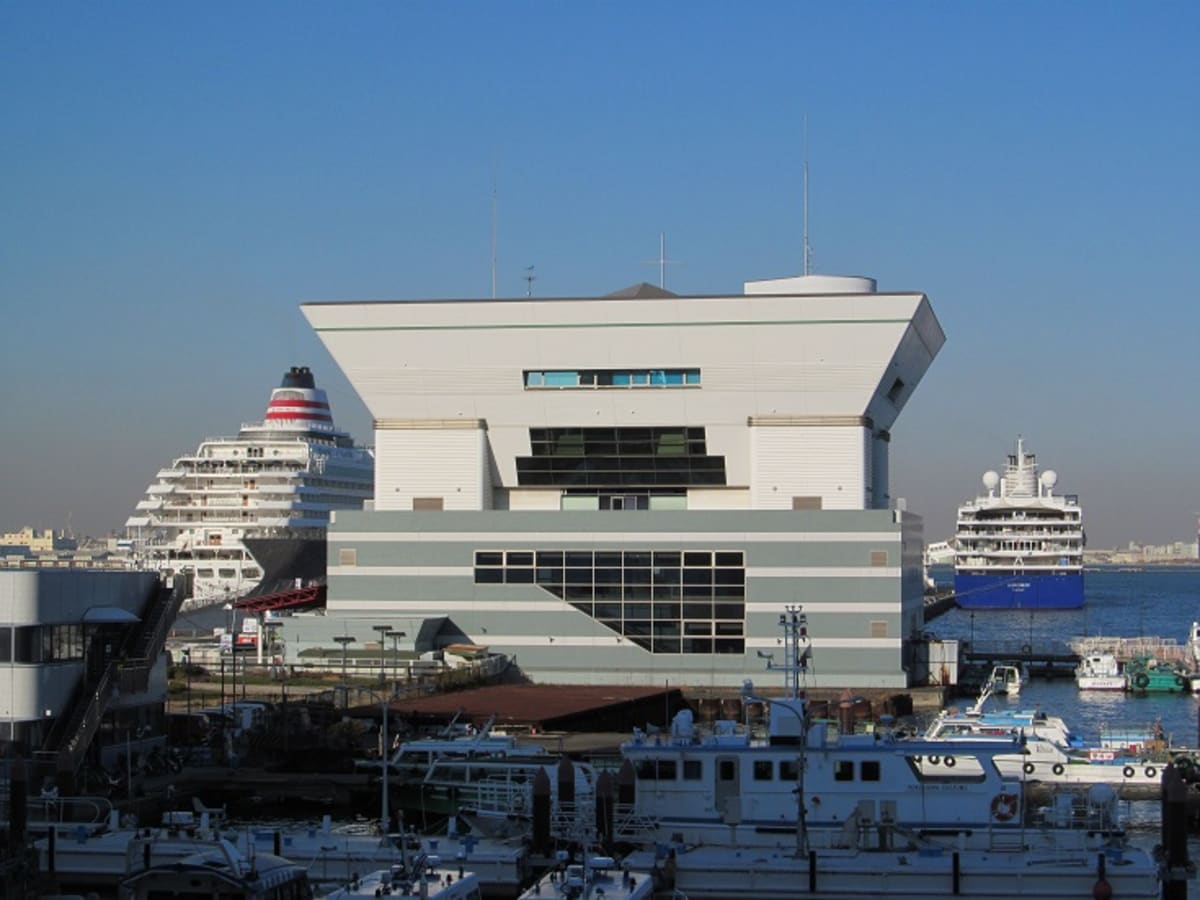 洋上大学船「エクスプローラー」と「飛鳥II」 | Cruisemans