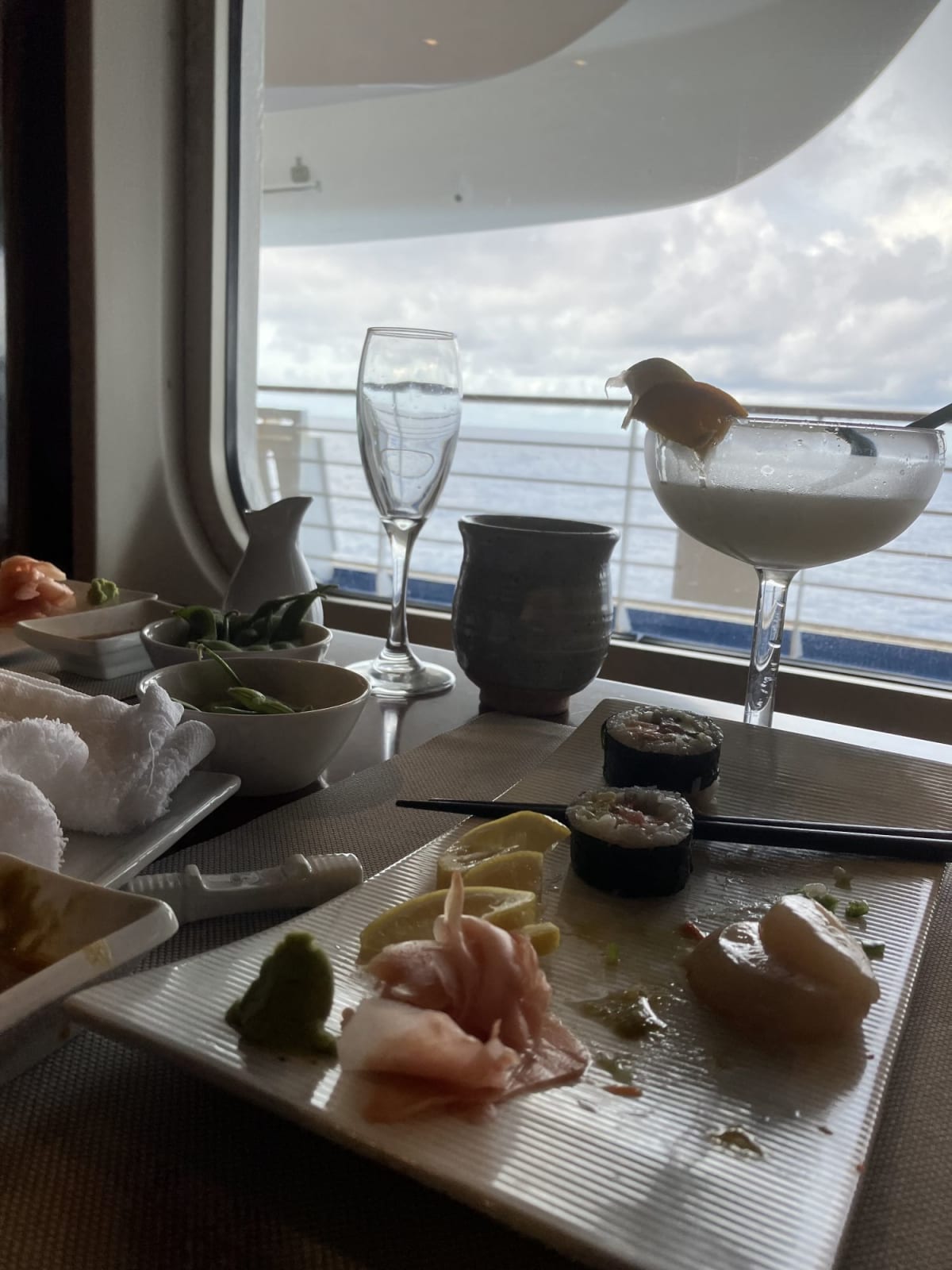 2025/10/18発 彩りの九州と韓国クルーズ 8日間 #1283351 | Cruisemans