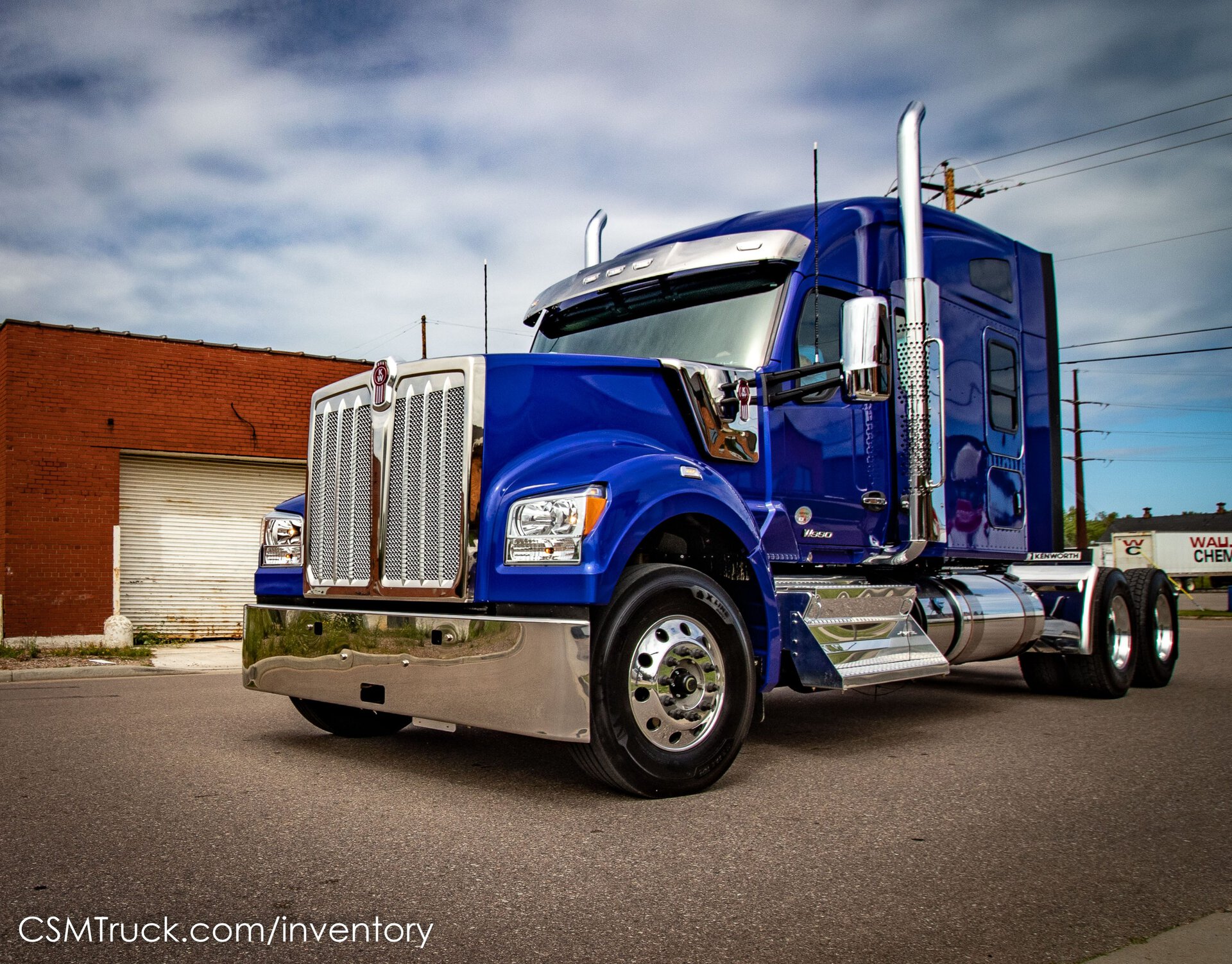 Turning Heads – Year One of the W990 - CSM Truck | Kenworth Dealers