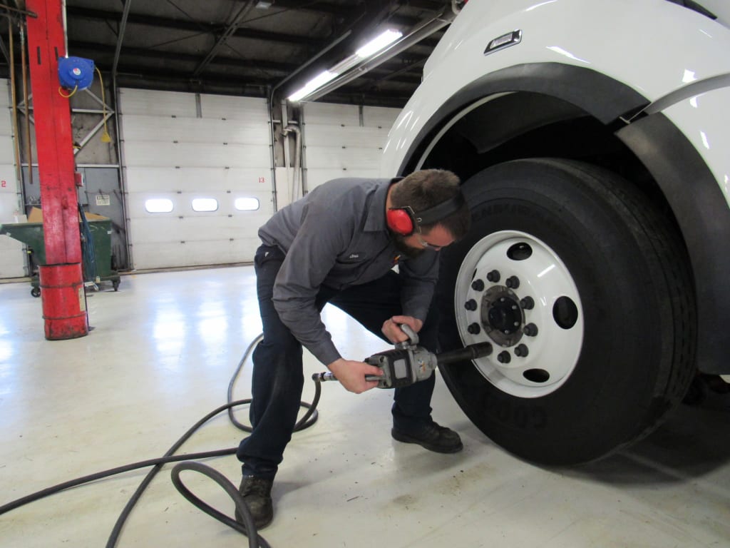 Dedicated Fleet Services - CSM Truck