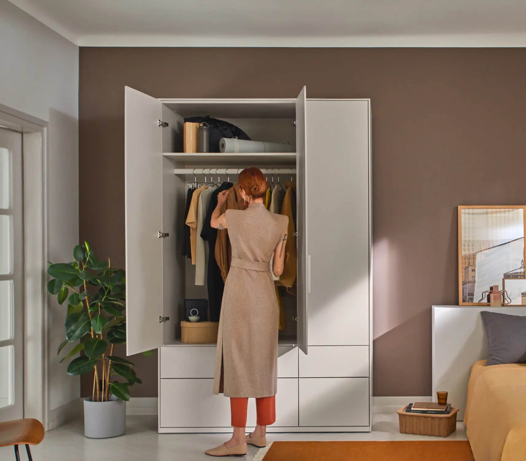 Tylko: create the ideal shelves and wardrobes for your home