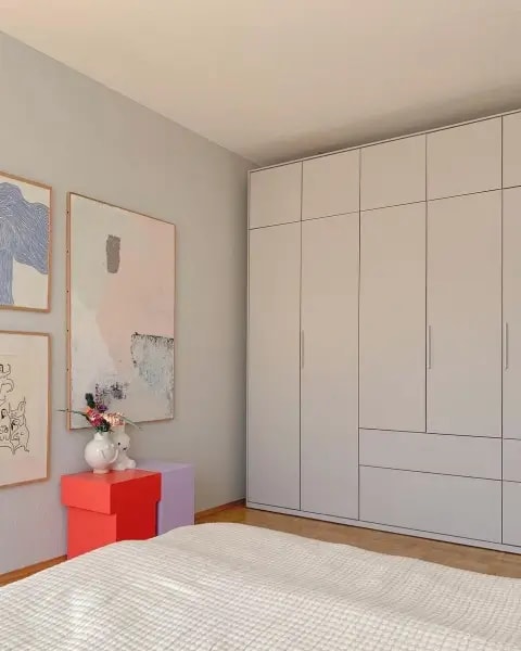 Tylko: create the ideal shelves and wardrobes for your home