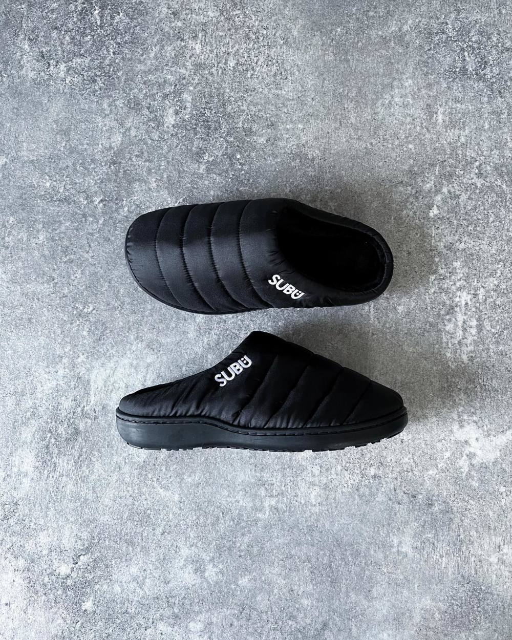 ブラック ロゴ 無地 キルティング スリッパ SUBU (スブ)のファッションアイテム | poni | #CBK