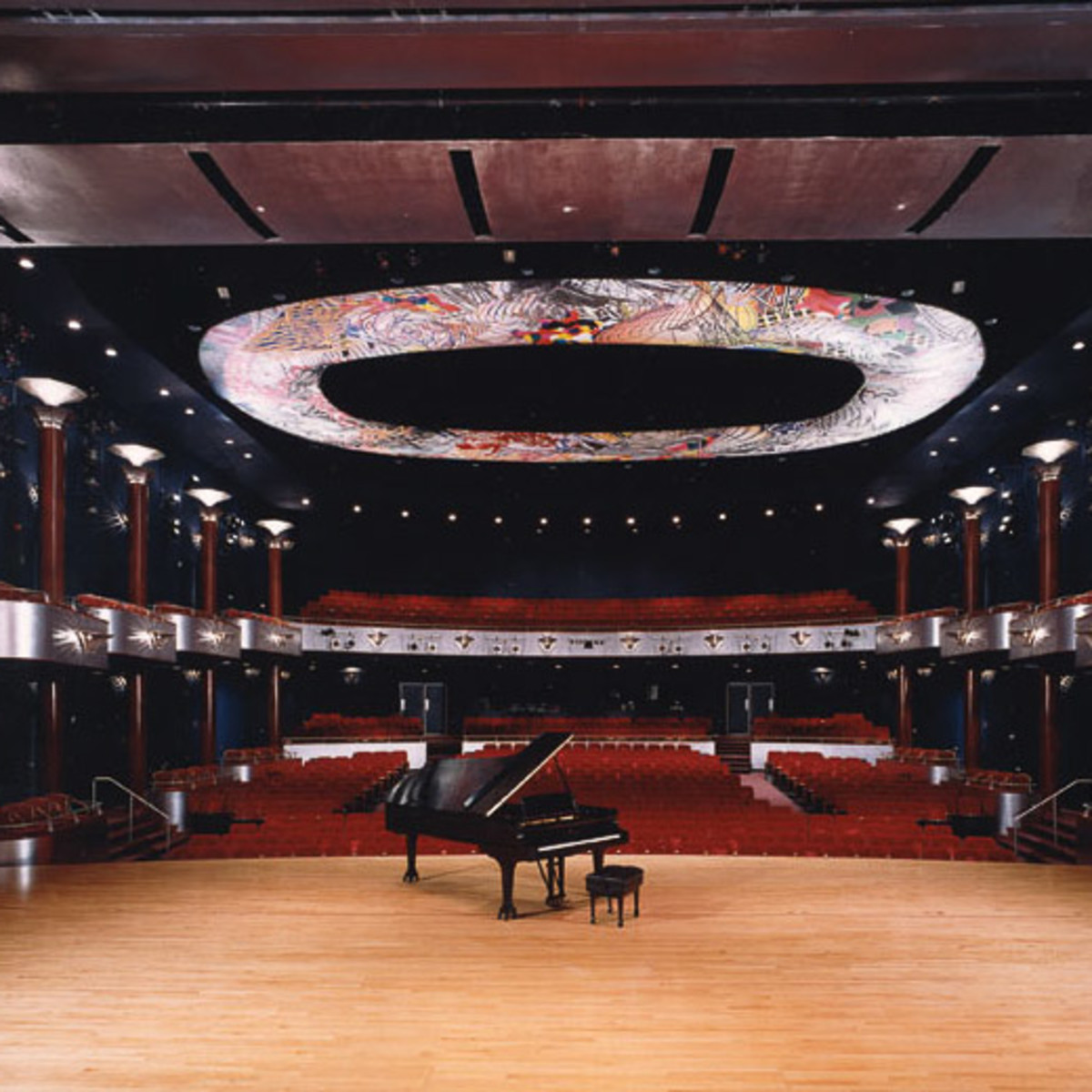 U of H launches graduate program to train leaders in the arts ...