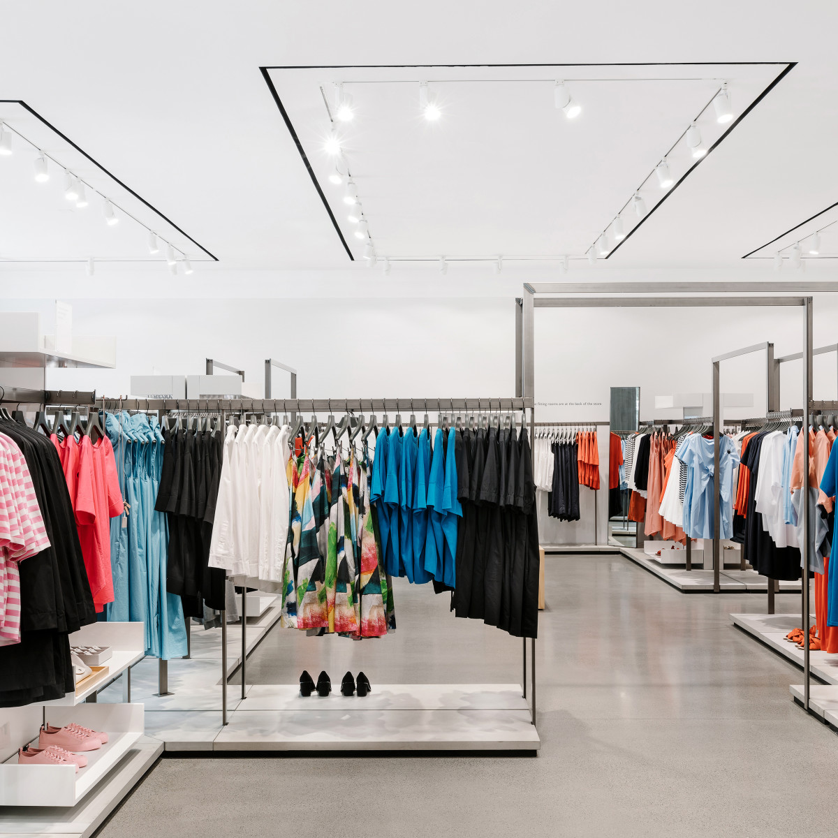 High-end H&M quietly unpacks first-ever Austin shop in the Domain ...