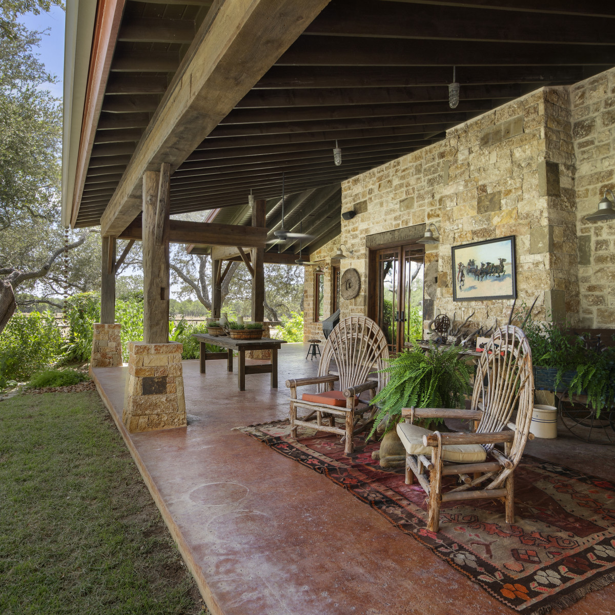 All-encompassing ranch near San Antonio has it all — even a party barn ...