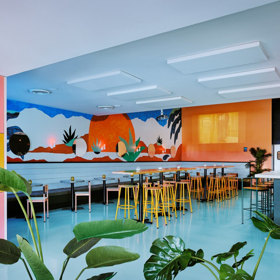 Austin's 9 best bars mix campus dives and downtown classics ...