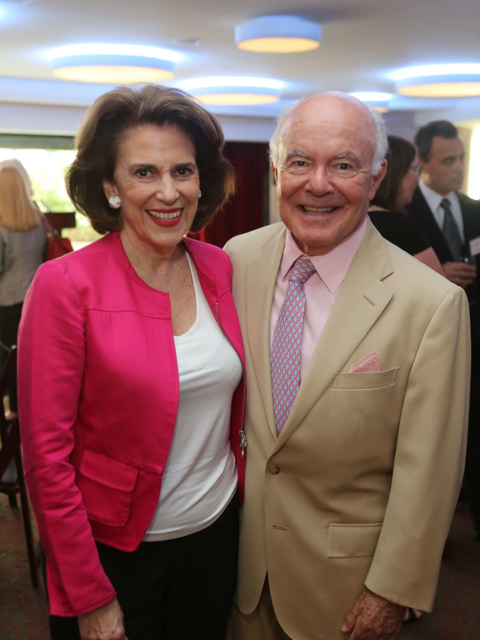 Alley launches play with dinner, champagne, chat with Texas playwright ...