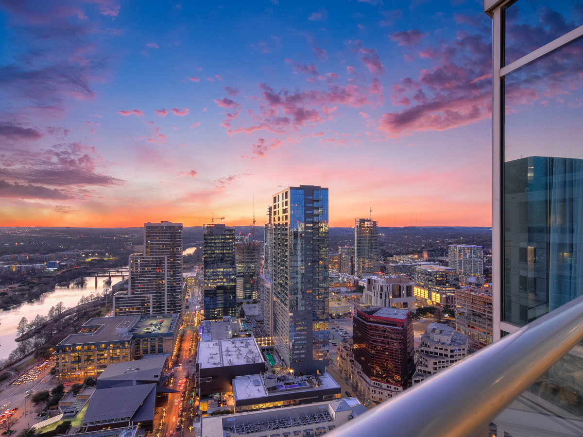 The views and custom details at this Austonian condo redefine luxury ...