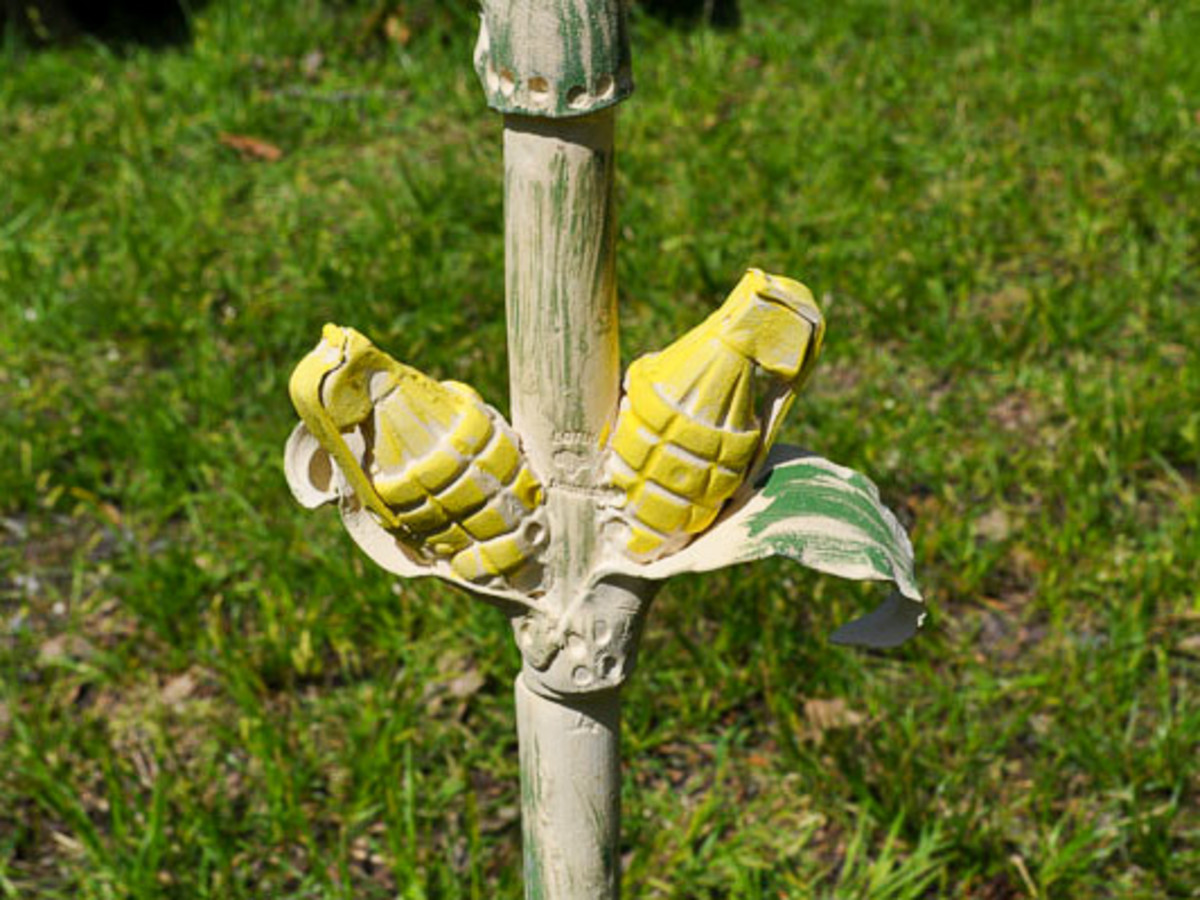 Weapons in the corn: The sculptural vanguard takes root in Bellaire ...