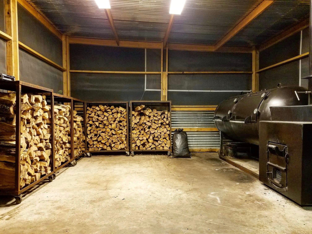 Rising star pitmaster fires up Houston's newest destination BBQ joint ...