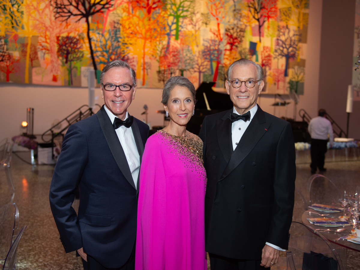 Houston A-listers make a splash at MFAH's vibrant grand gala ...