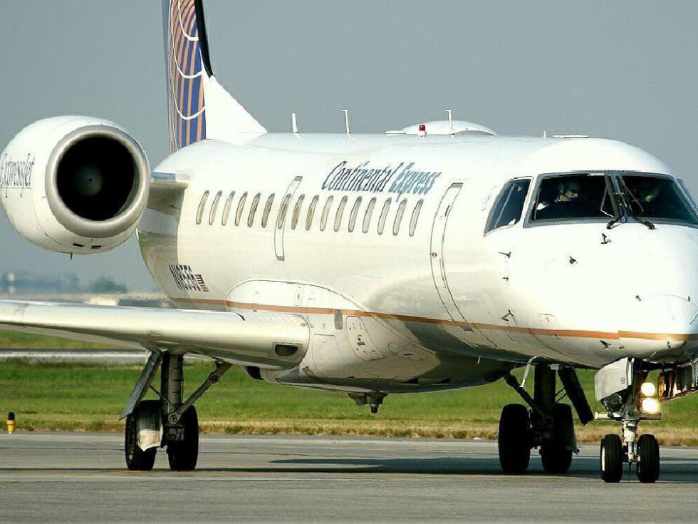 Another Houston airline flies away: ExpressJet headed to Atlanta ...