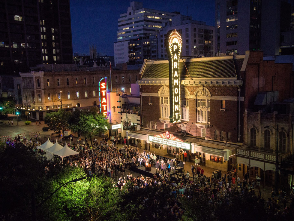 Moontower Comedy Fest Adds Nick Offerman And More To All Star Lineup