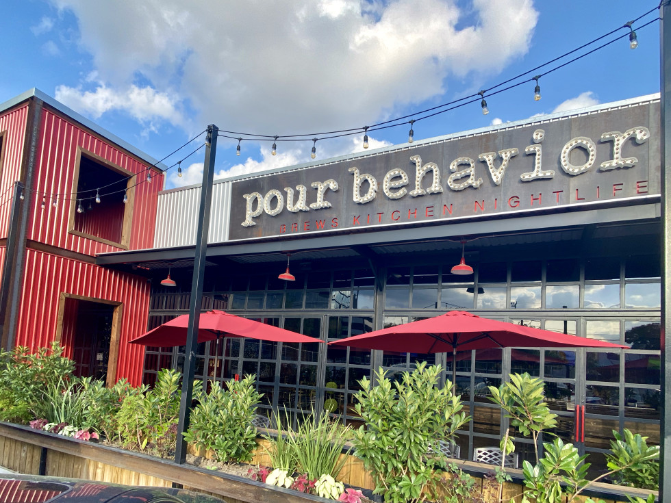 Huge Houston eatery is on its best behavior for partial reopening ...