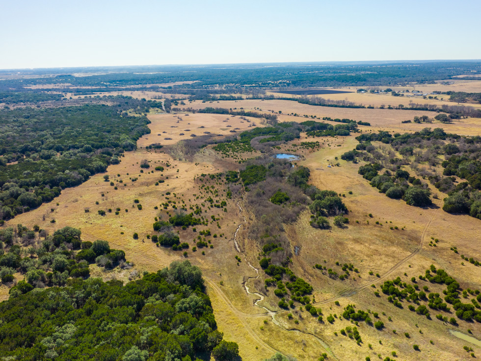 Huge Austin-area ranch hopes to rope in new owner at $36.7 million ...