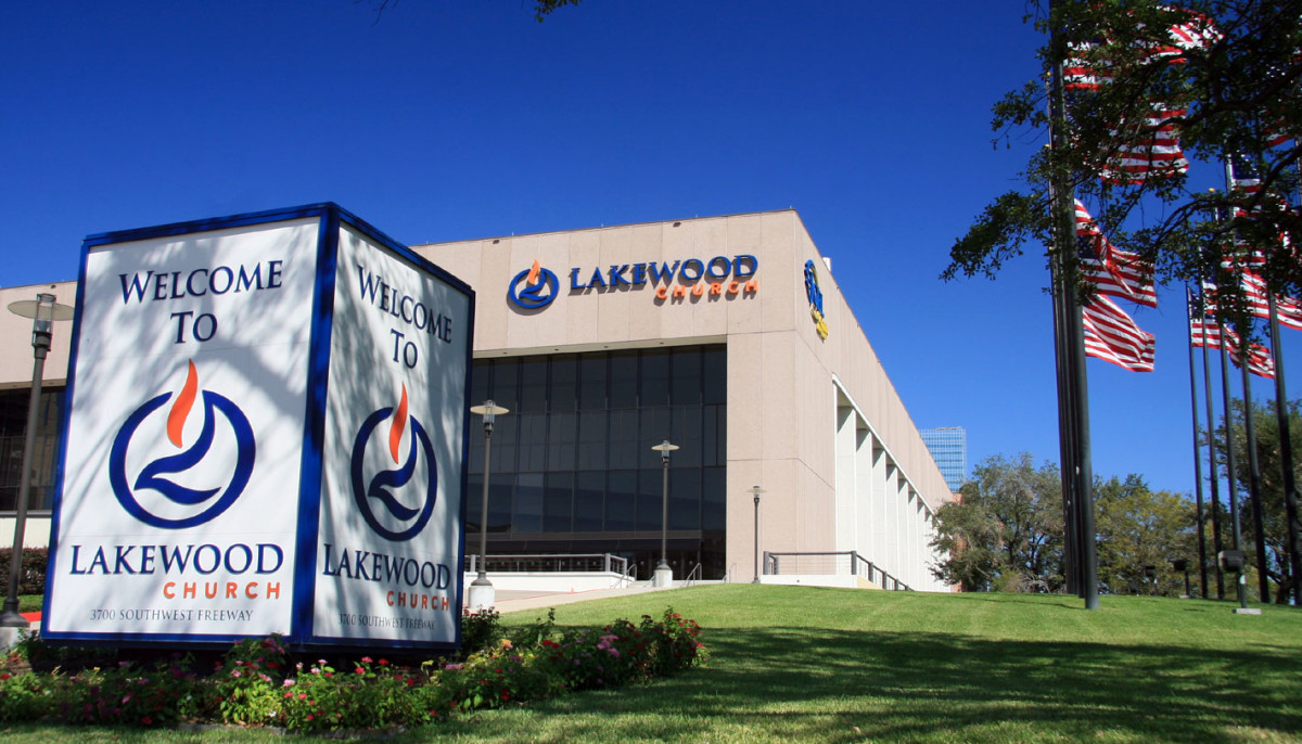 The Compaq Center is born again: Lakewood Church set to own Rockets ...