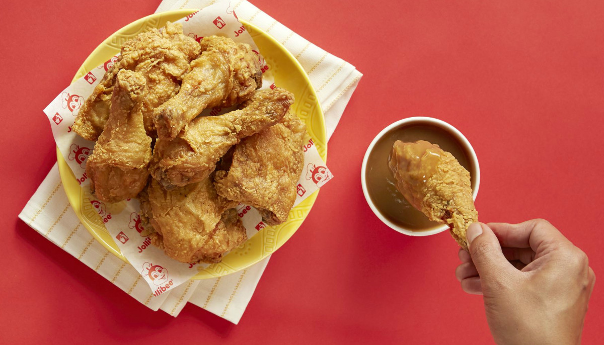 Crisp Filipino fried chicken from Jollibee makes Dallas debut in Plano ...
