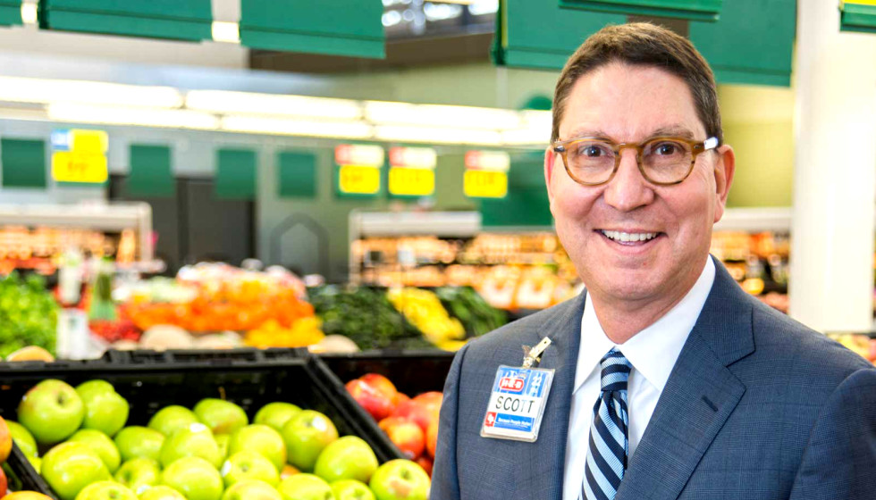 Ken Hoffman grills H-E-B's personable pitchman on his showy skill ...