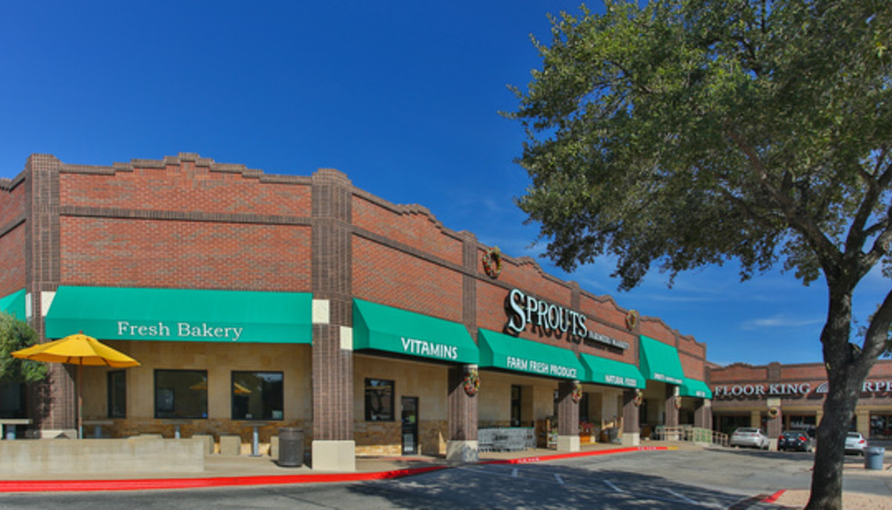 $1B Domain-style development to reshape South Austin shopping center ...