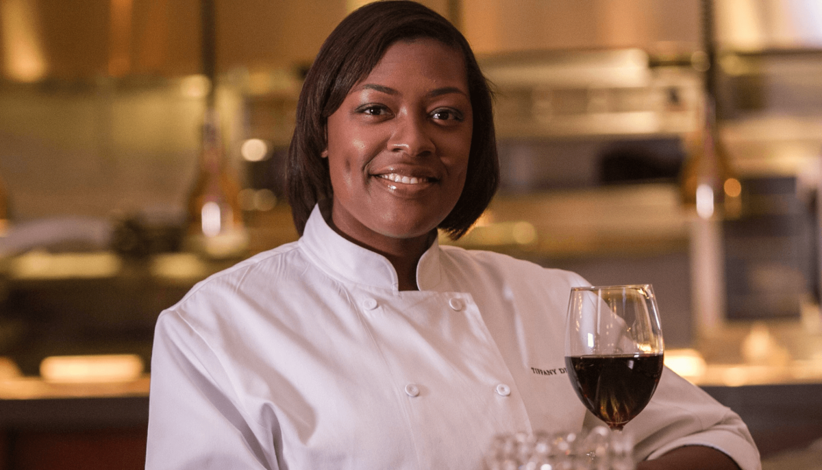 TV chef hops back into kitchen with rootsy Dallas restaurant ...