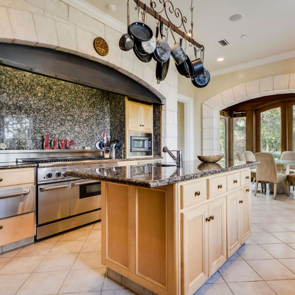 Austin philanthropist's jaw-dropping estate hits market for millions ...