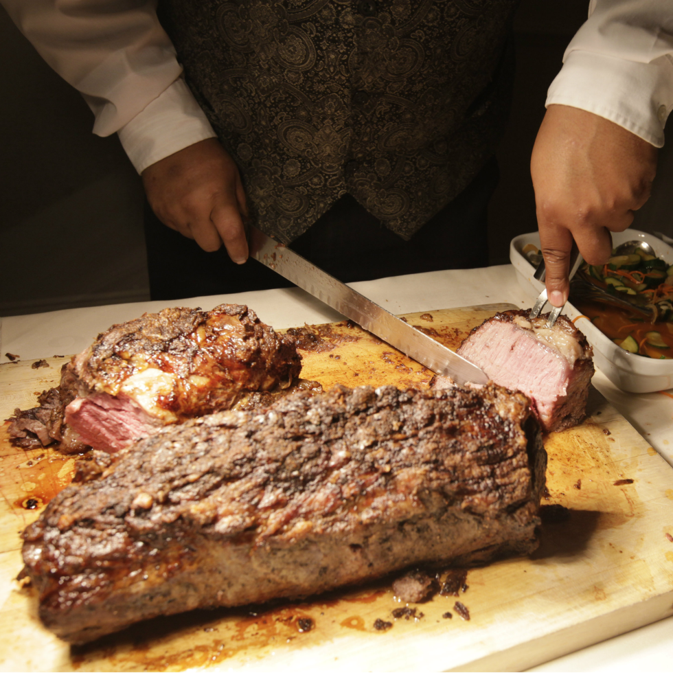 Best chefs in Dallas help Lady Hunt introduce her Rosewood Wagyu beef ...
