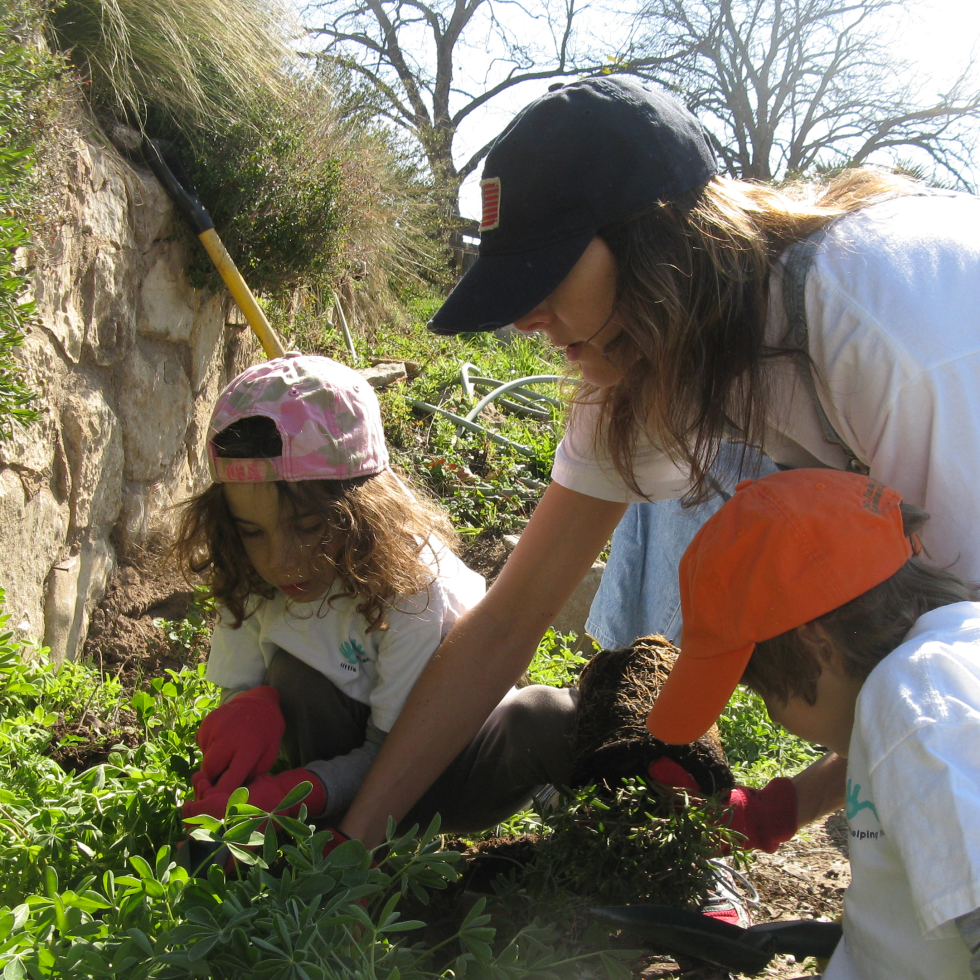 Kids can help, too: How Little Helping Hands encourages community s ...