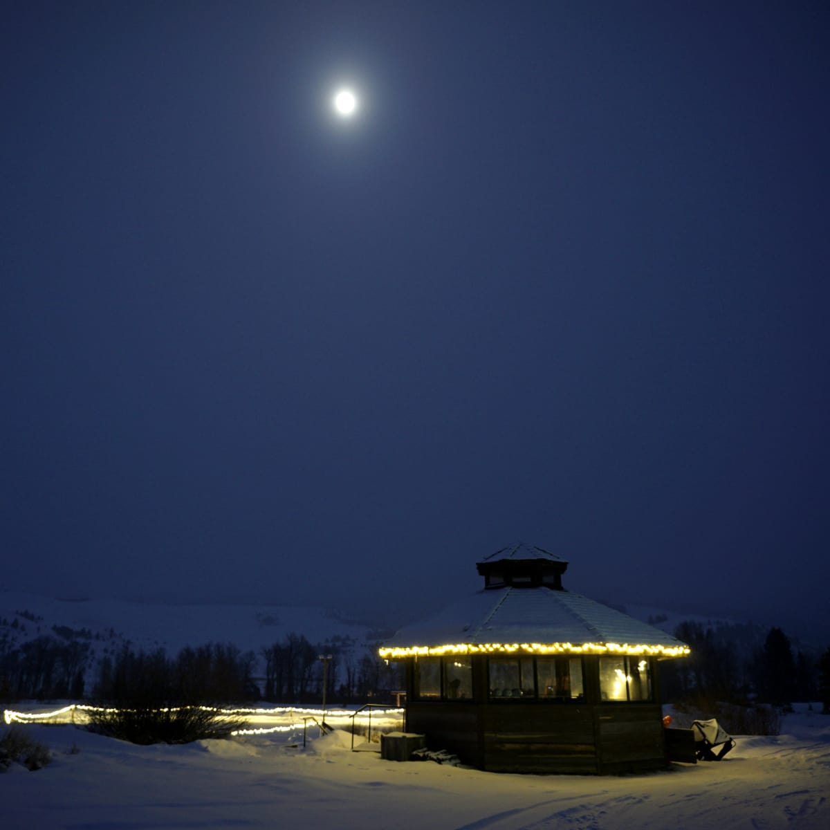 Lasso up some luxury at this magnificent Montana Rockies ranch ...