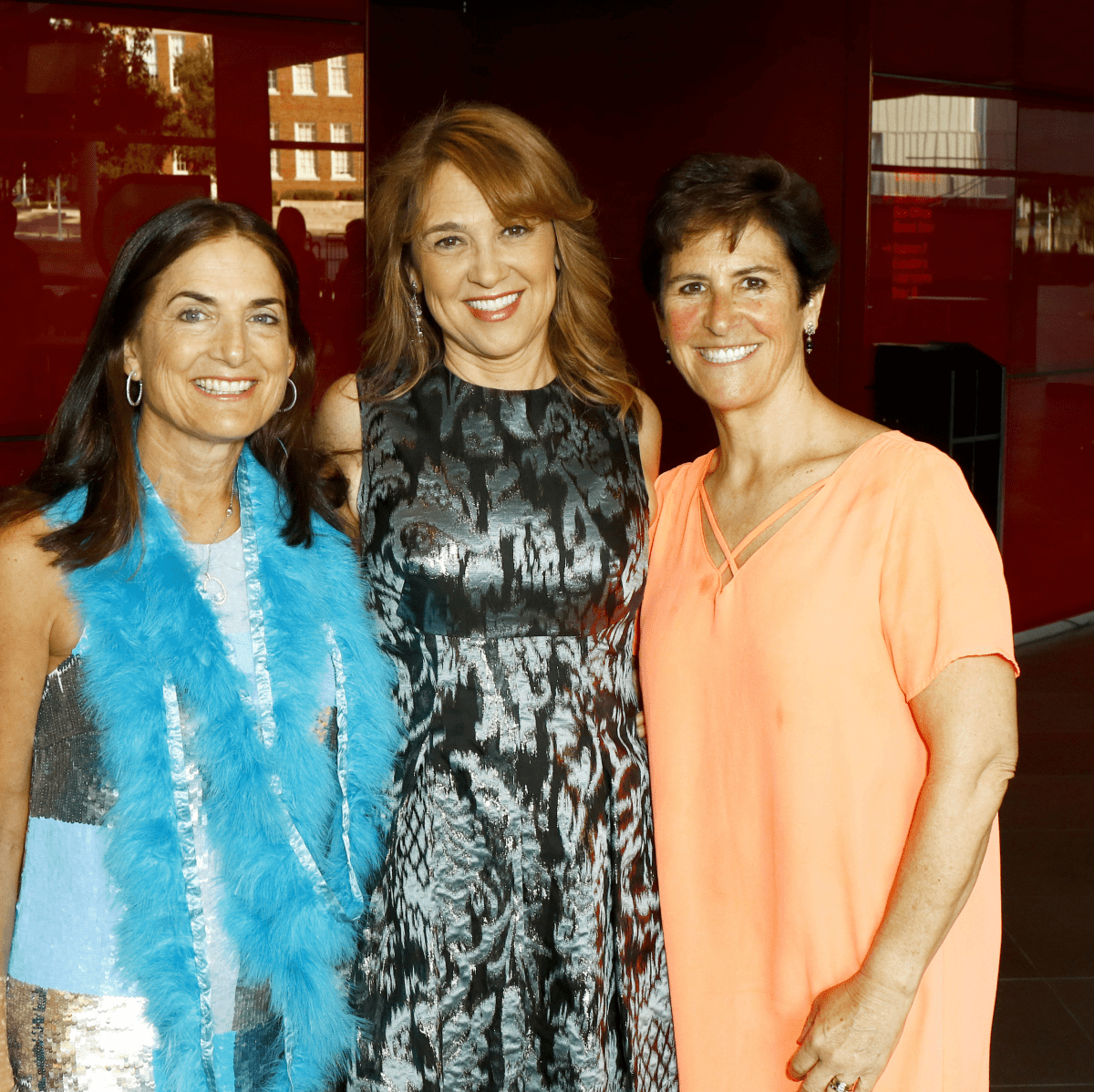 American Idol brings down the house at flashy Dallas theater gala ...
