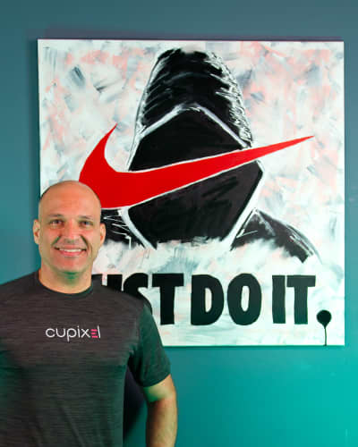 Large-Scale Artworks: Layering Text & Images - Cupixel