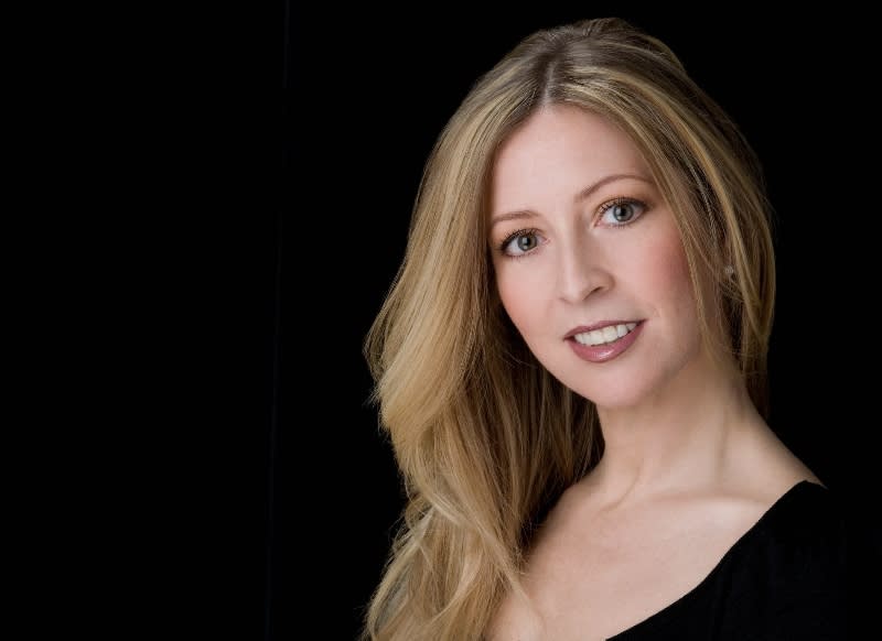 Elizabeth Hainen Named Artistic Director of the USA International Harp ...