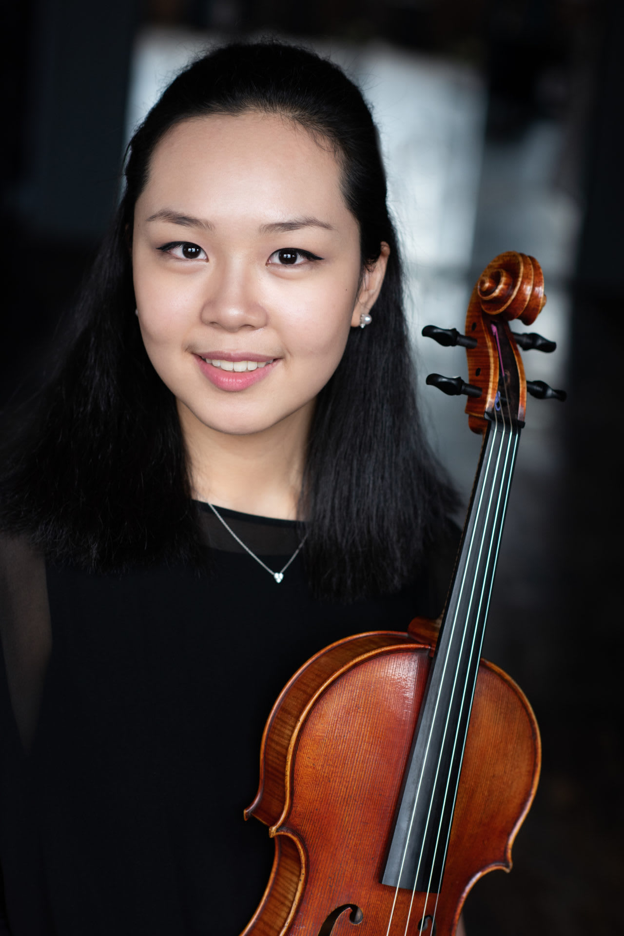 Violist Beatrice Chen Joins the Chicago Symphony Orchestra - Curtis ...
